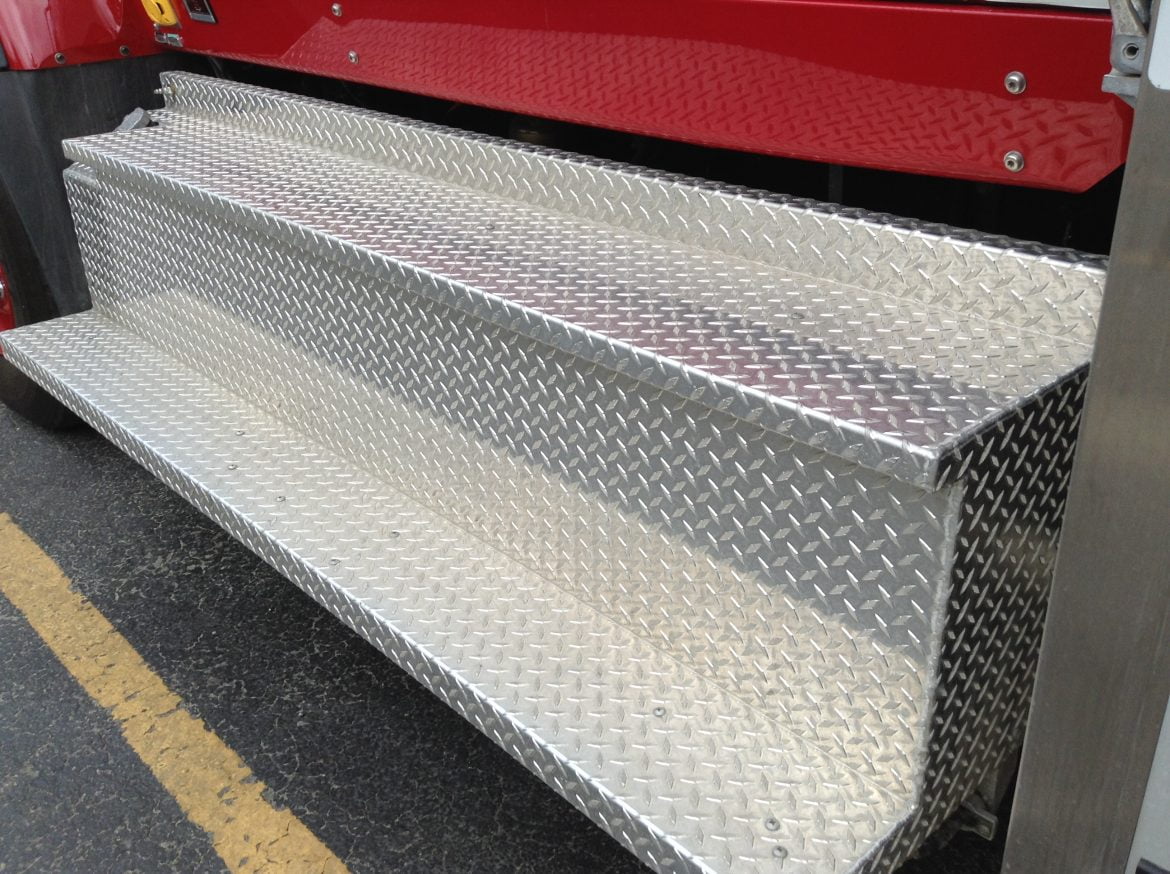 2010 IH Toyne Tanker #71657 – FTR – Fire Truck Resource