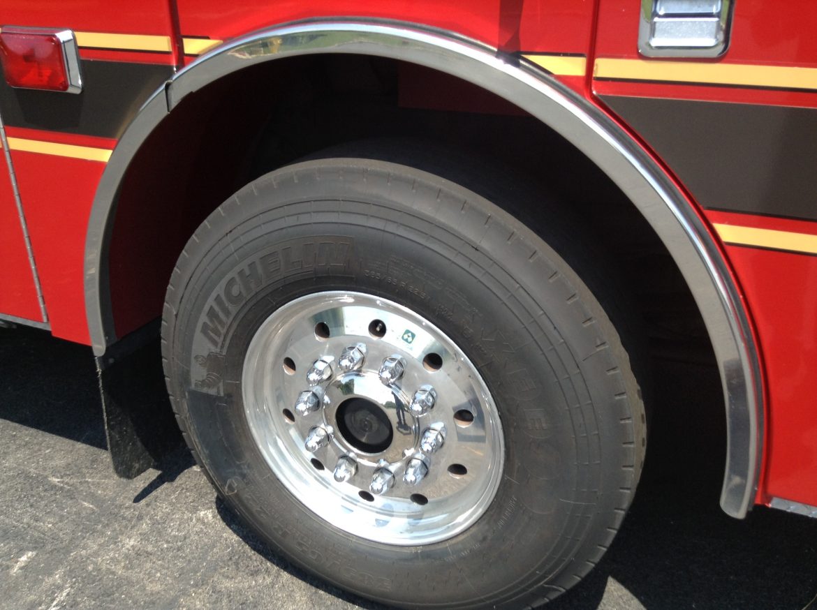 2004 Pierce Ladder Truck #71668 – FTR – Fire Truck Resource