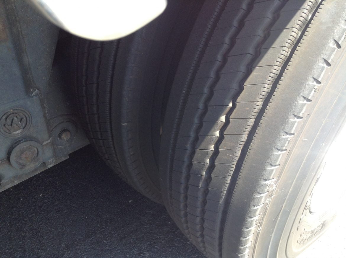 2004 Pierce Ladder Truck #71668 – FTR – Fire Truck Resource