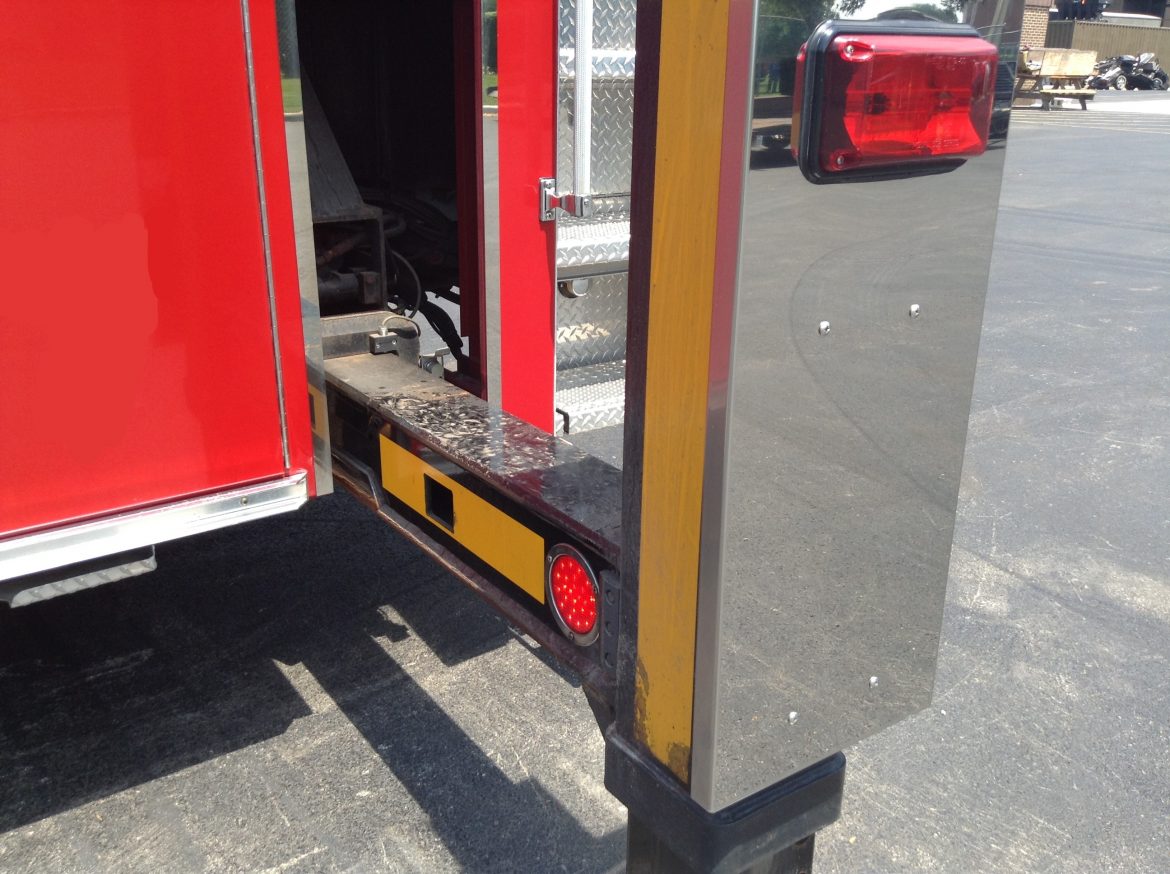 2004 Pierce Ladder Truck #71668 – FTR – Fire Truck Resource