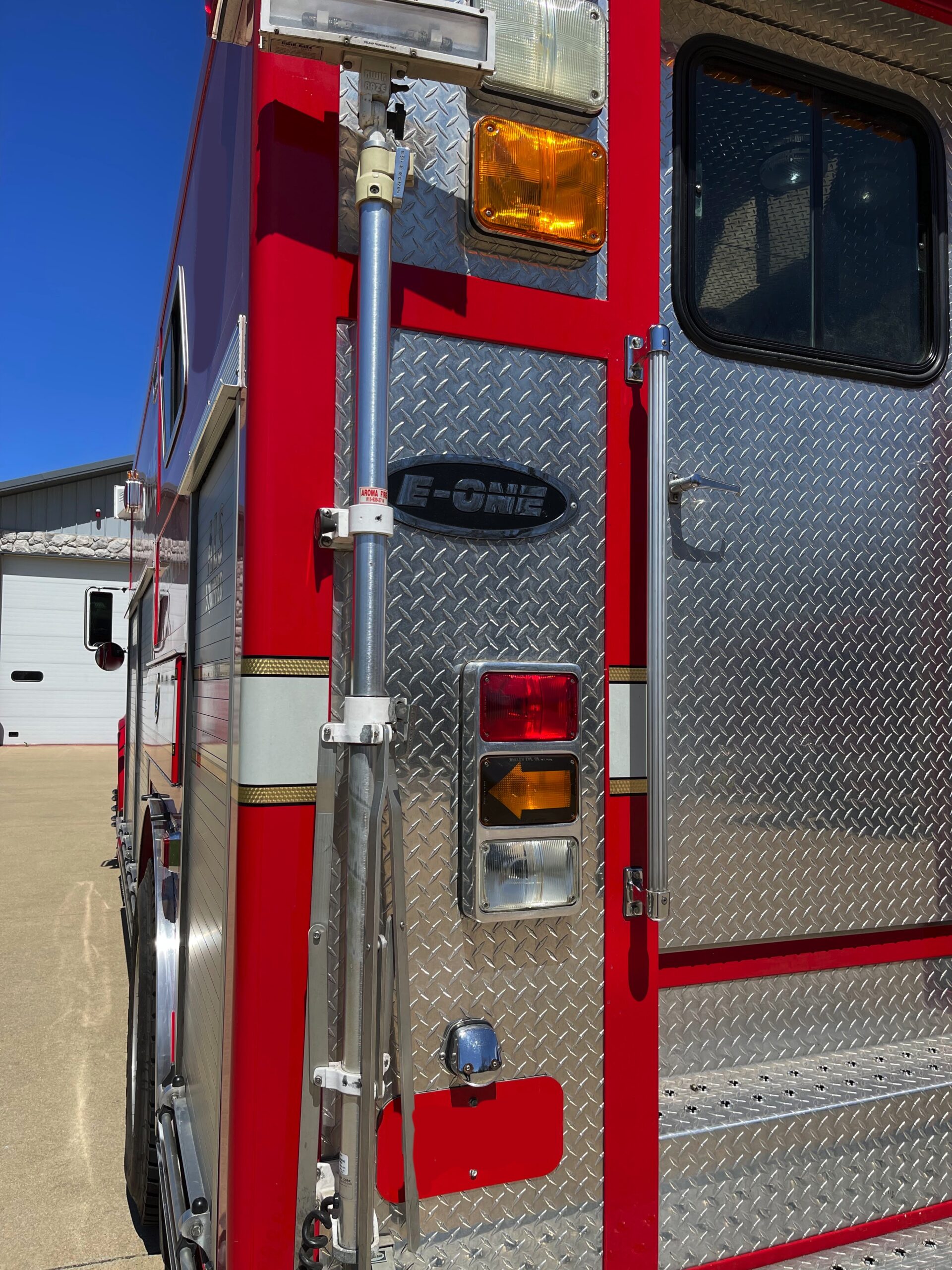 1995 International E-One Rescue #716261 – FTR – Fire Truck Resource