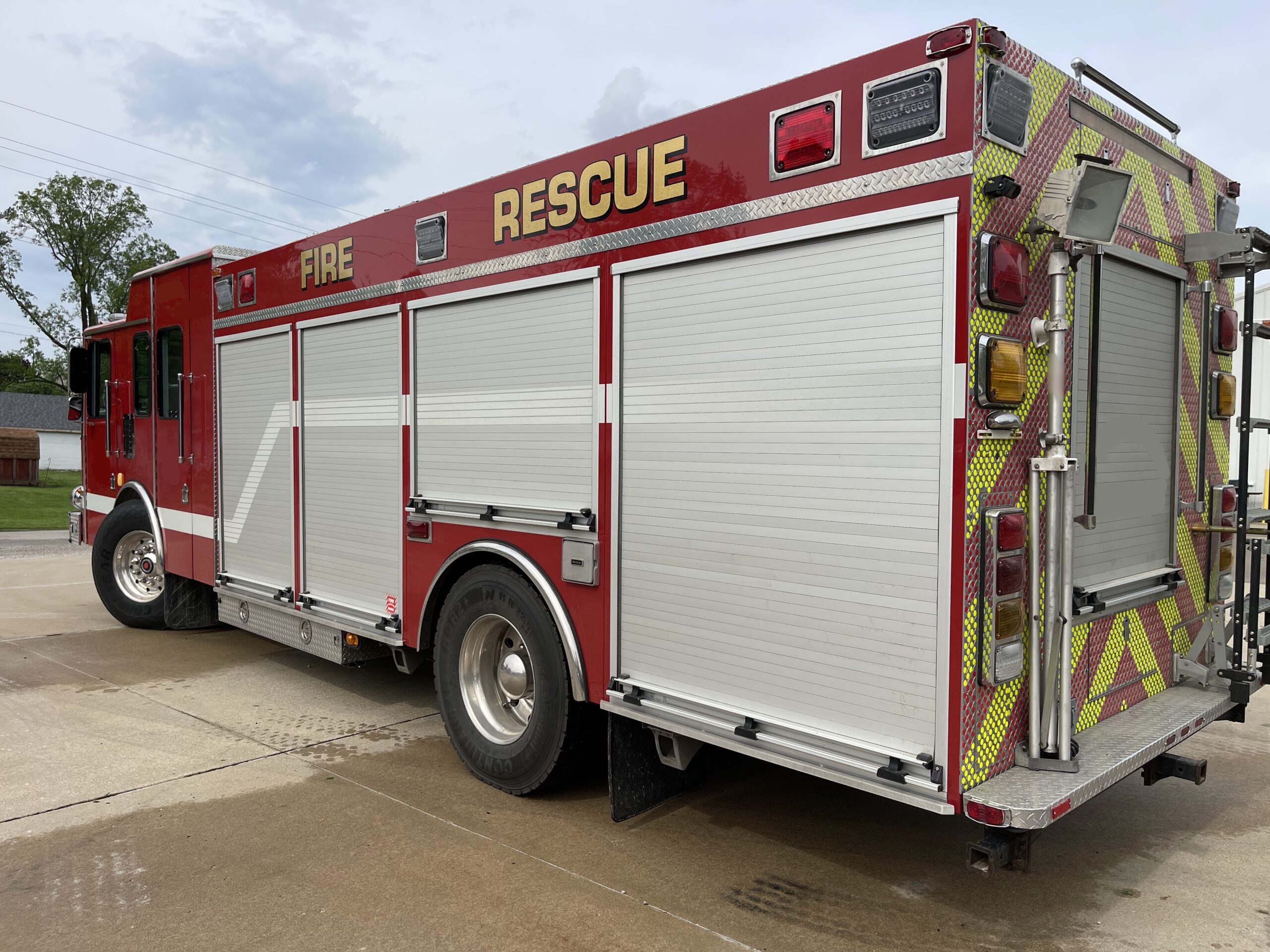 1996 HME 19′ Rescue #716309 – FTR – Fire Truck Resource