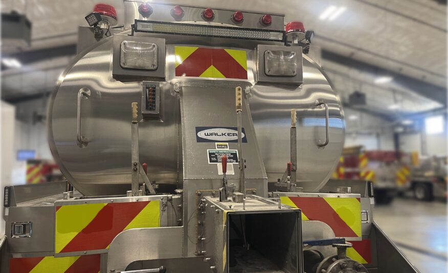 1993 International Walker 3,000 Gallon Tanker #716330 – FTR – Fire ...